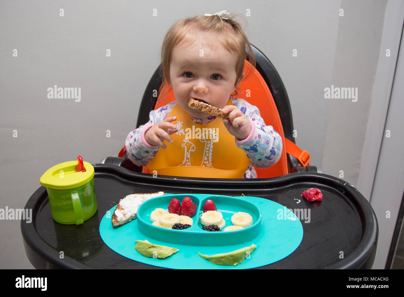 Child being weaned hi-res stock photography and images - Alamy