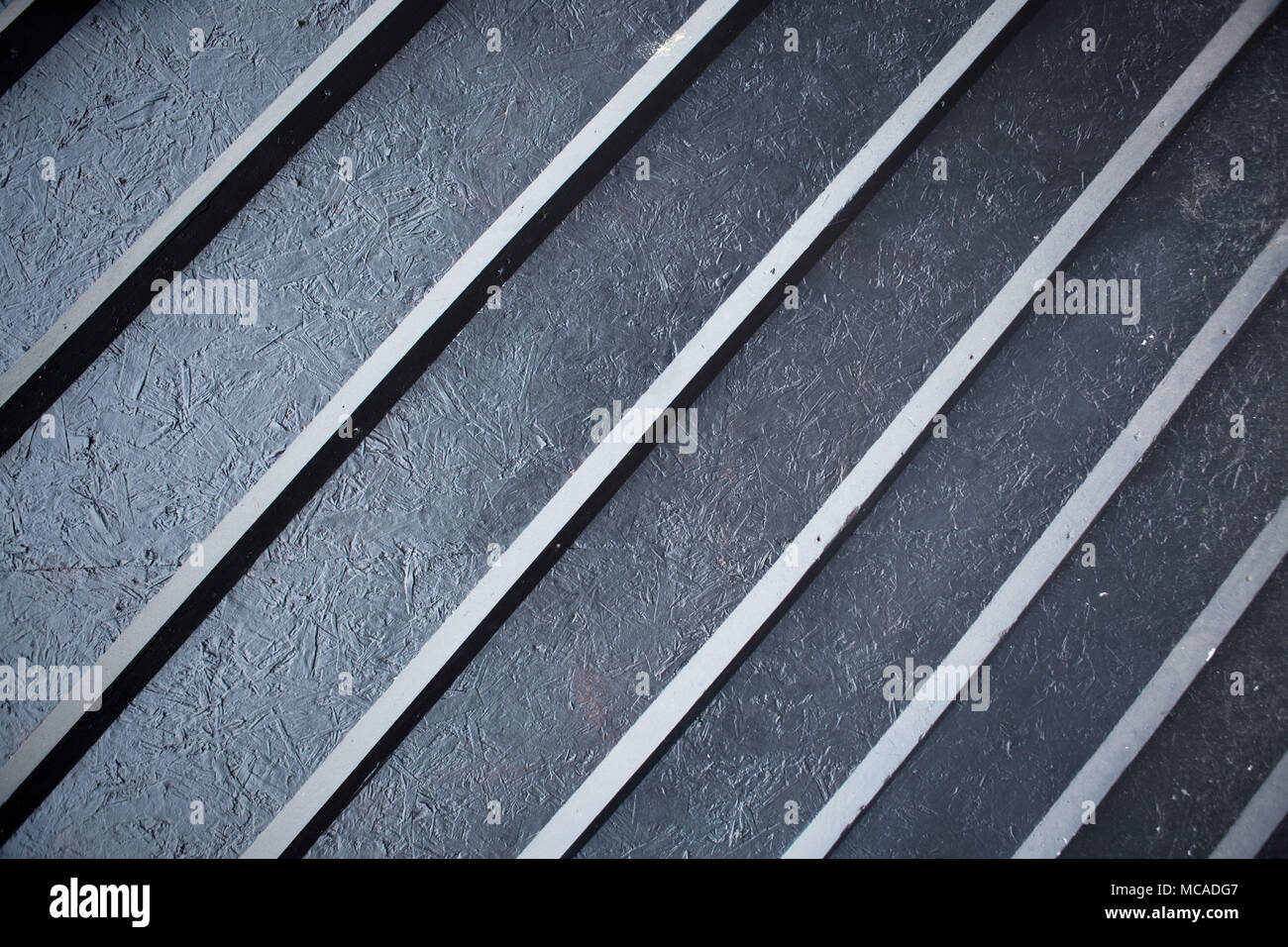 Old wooden fence on diagonal hi-res stock photography and images - Alamy