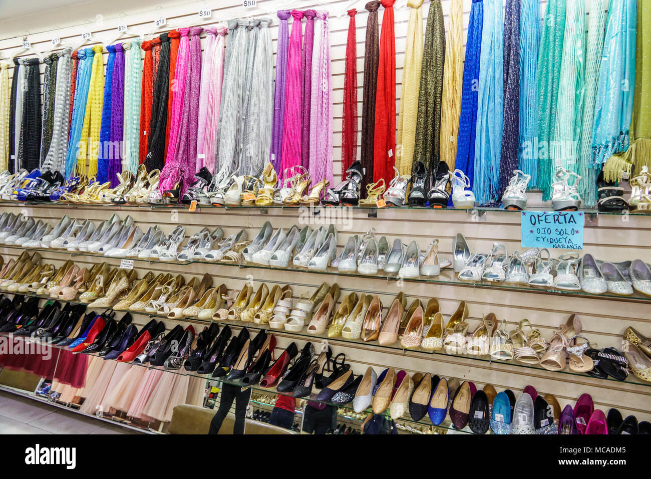 Mexican dress shop hi-res stock photography and images - Alamy