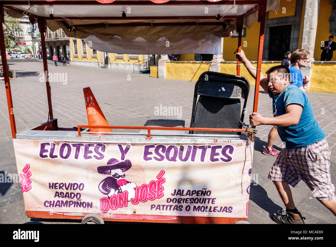 Food cart mexico city mexico hi-res stock photography and images - Alamy
