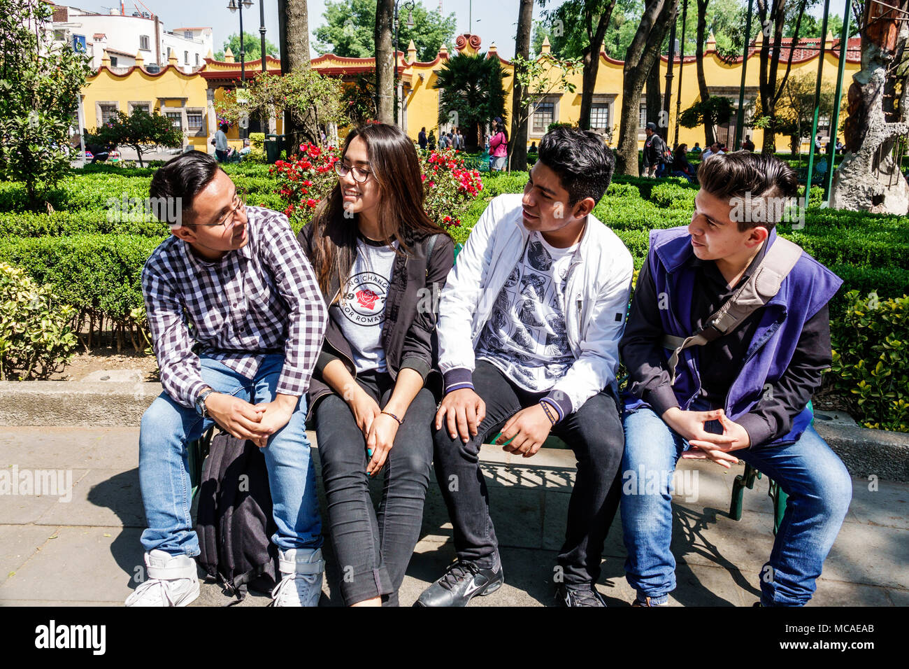 Teenager Mexican Friends Stock Photos & Teenager Mexican Friends Stock ...