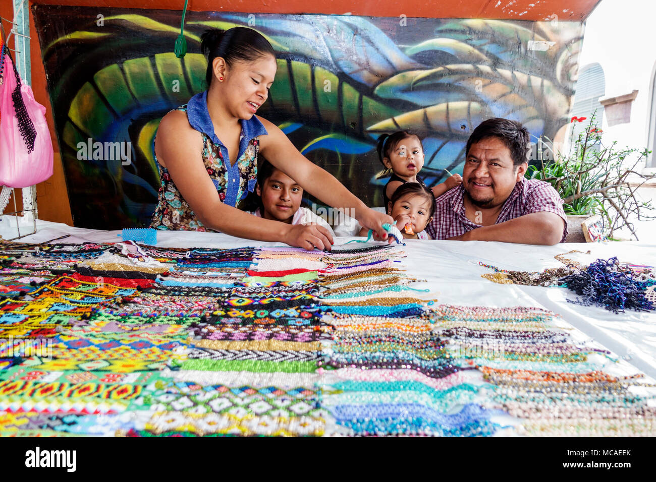Handicrafts market mexico hi-res stock photography and images - Alamy