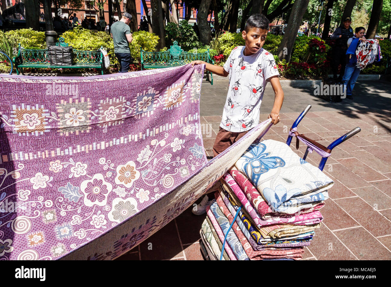 Latin american textile mexico hi-res stock photography and images - Alamy