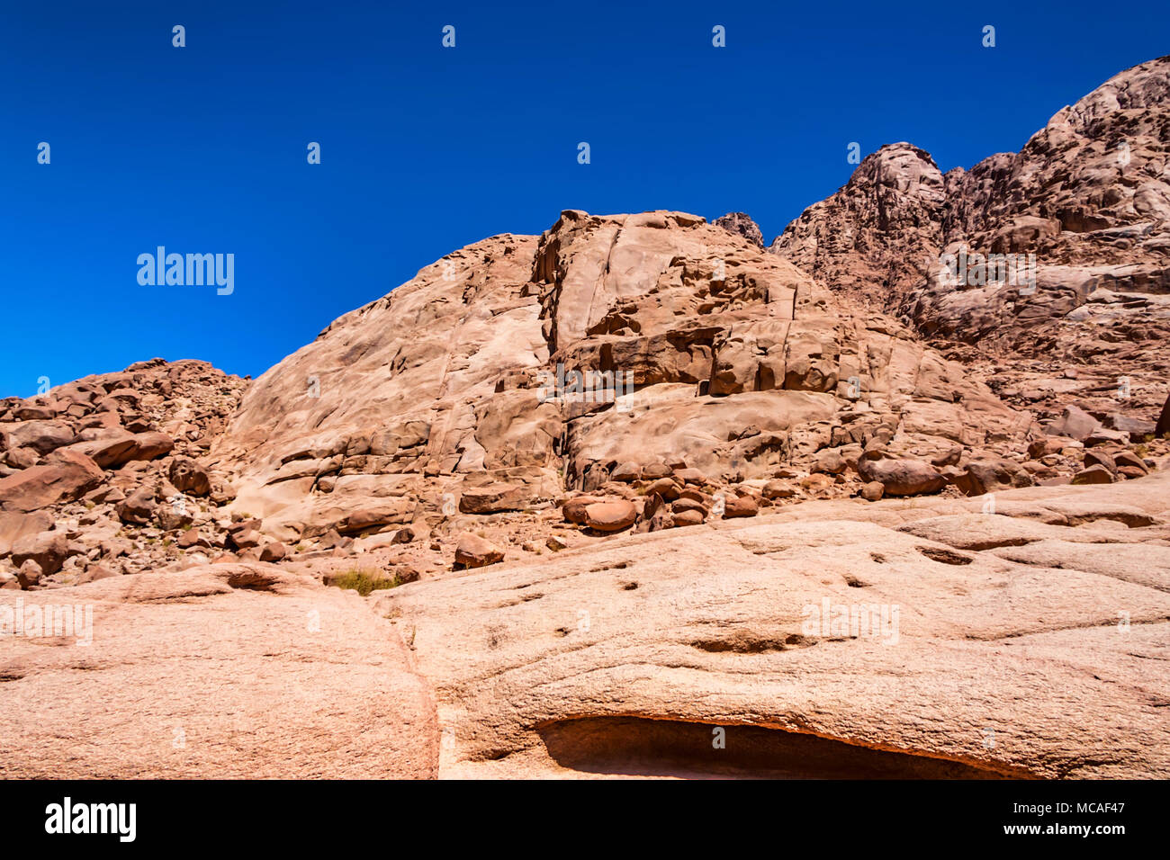 Rocks in desert on Sinai peninsula Stock Photo - Alamy