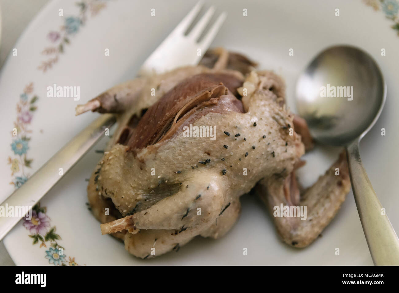 Roast pigeon hi-res stock photography and images - Alamy