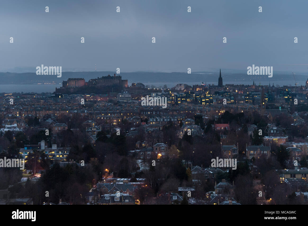 Hollyrood castle hi-res stock photography and images - Alamy