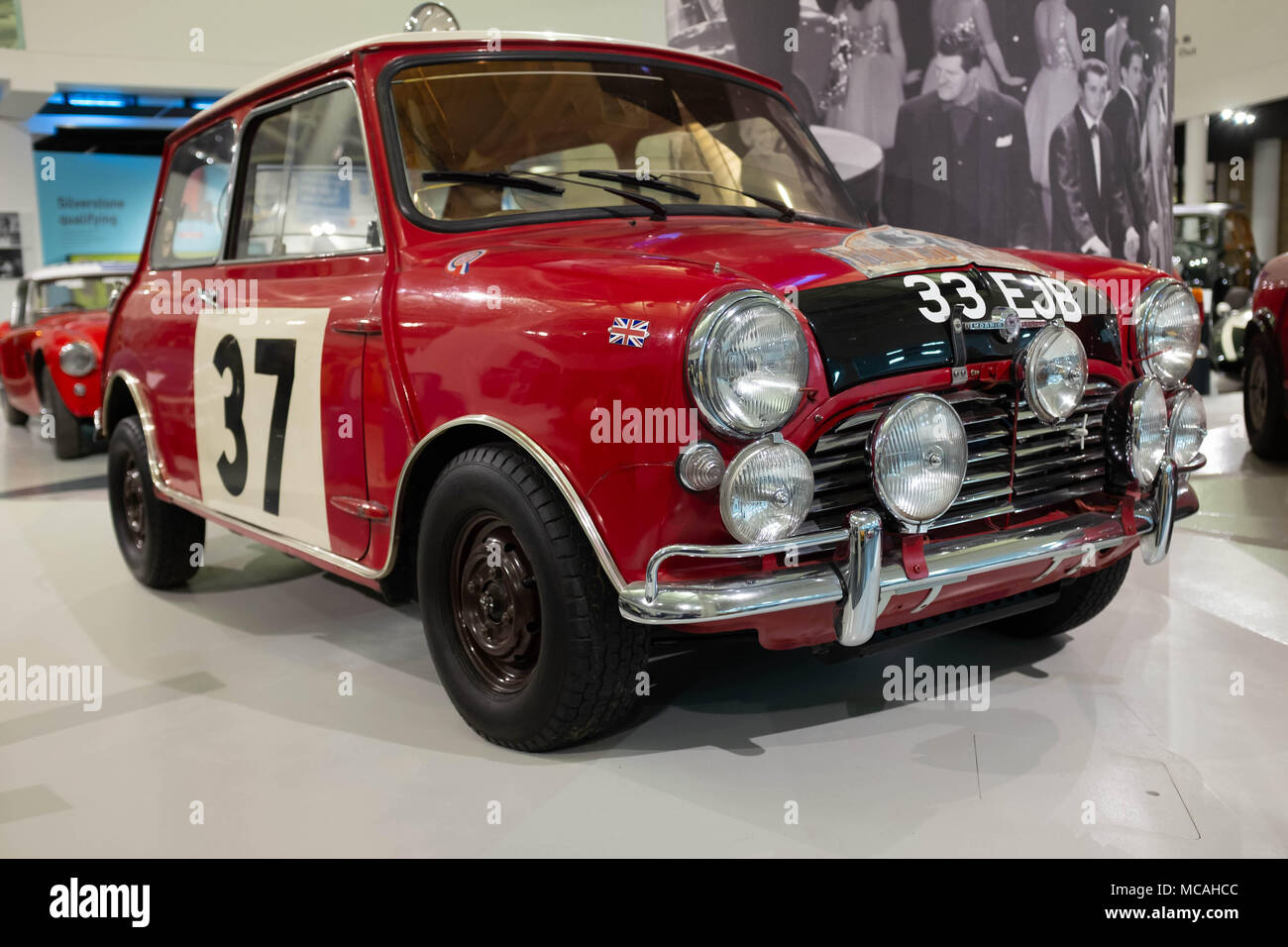 Monte carlo rally mini cooper hi-res stock photography and images - Alamy