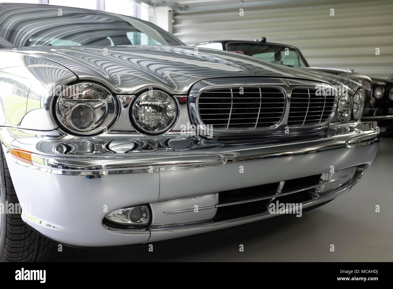 Polished aluminium hi-res stock photography and images - Alamy