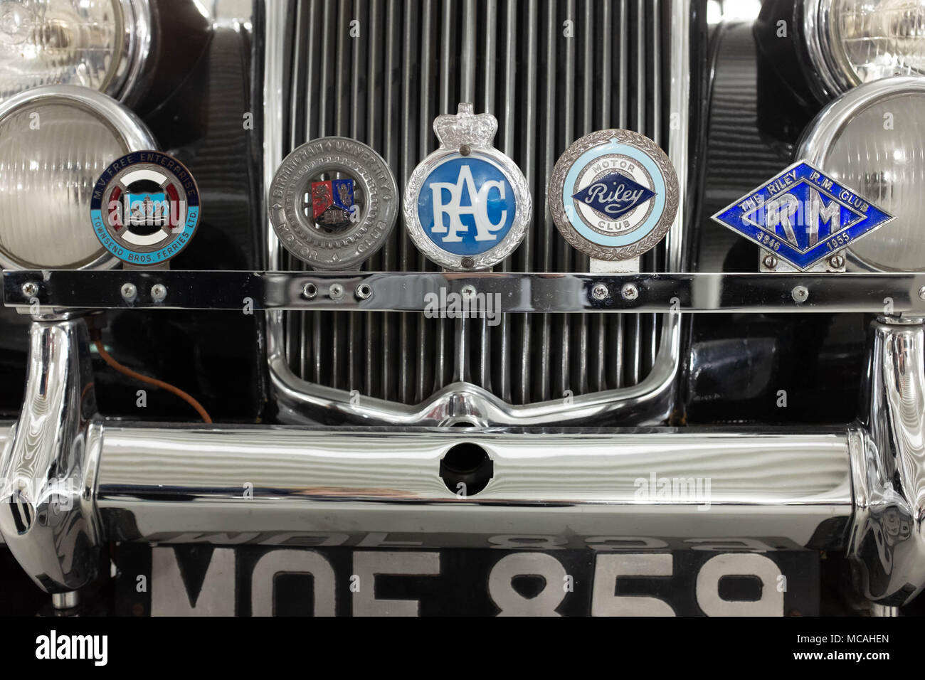 Car badges hi-res stock photography and images - Alamy