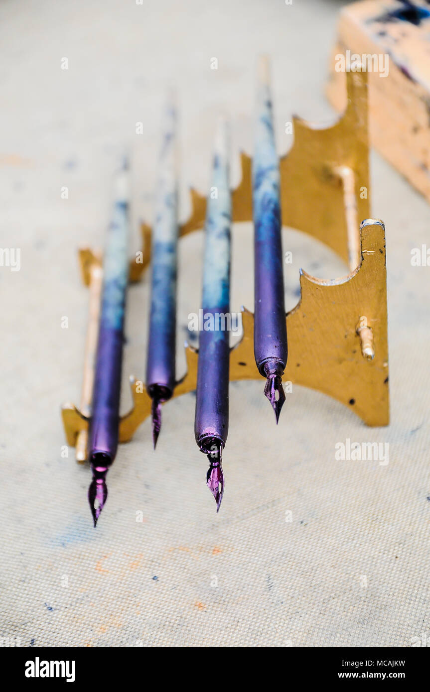 Retro ink stand hi-res stock photography and images - Alamy