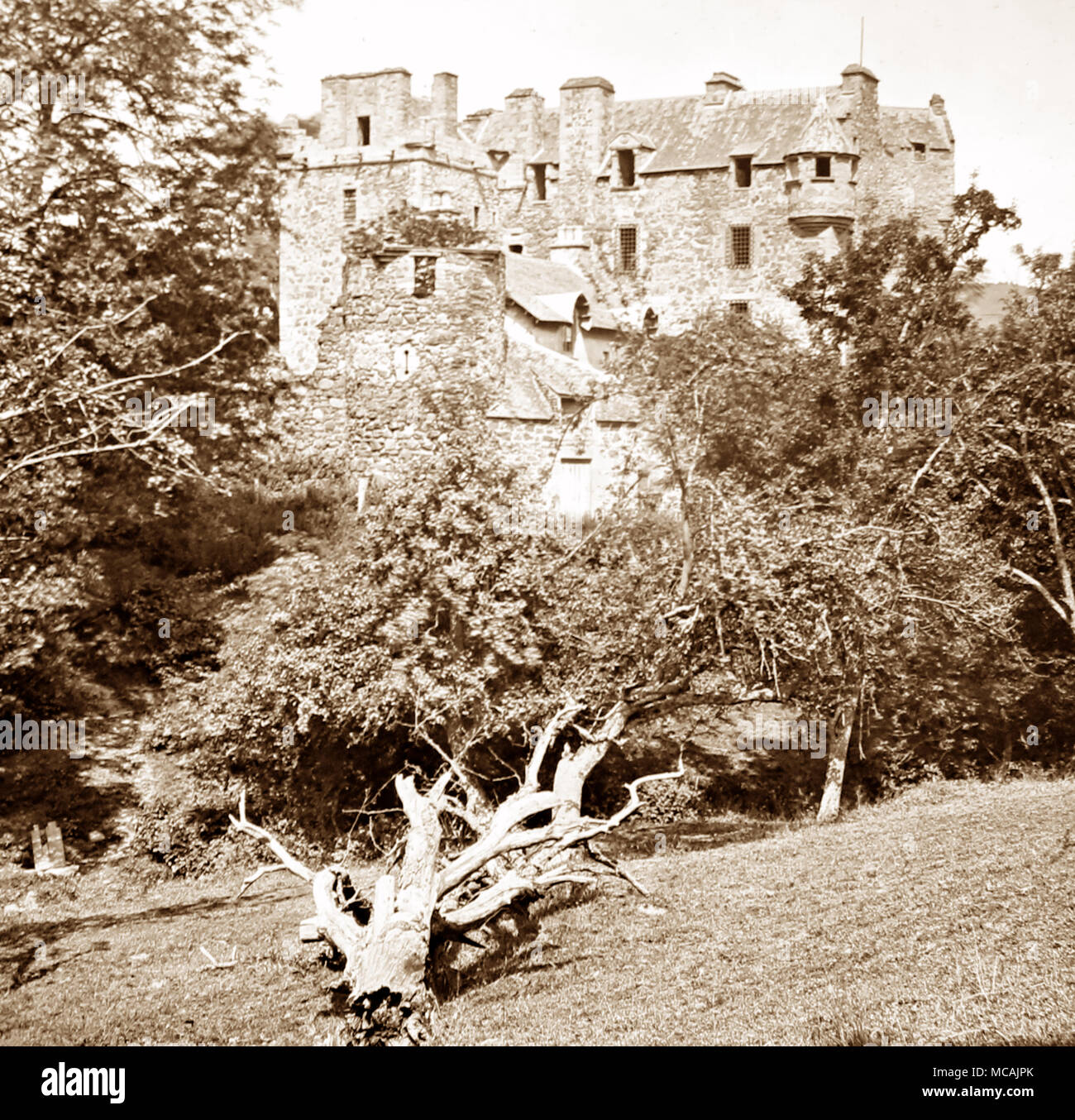 Perth castle hi-res stock photography and images - Alamy