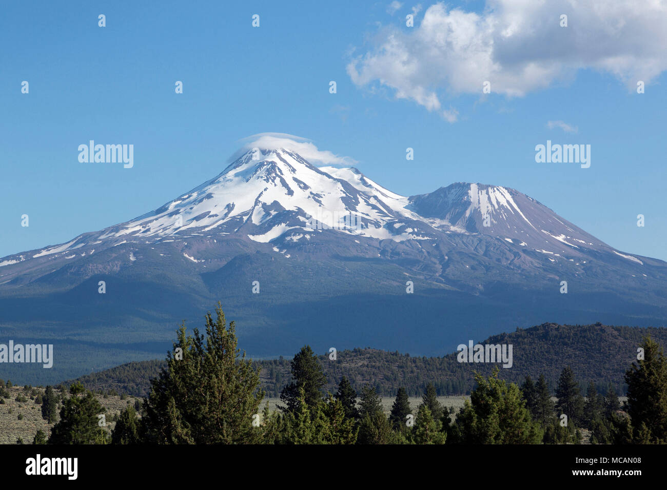 Mount Shasta - Cascade Range - Siskiyou County, California Stock Photo ...