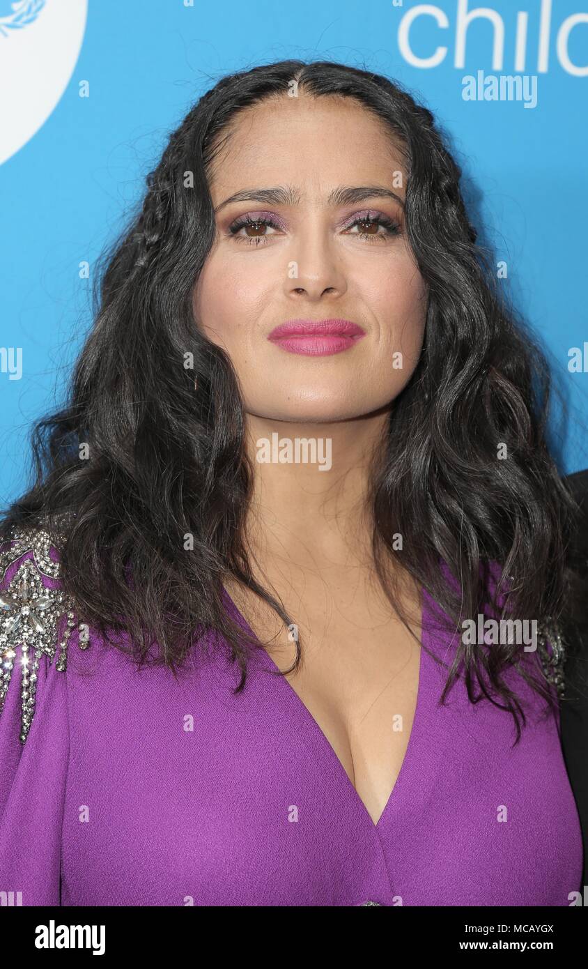 Beverly Hills, California, USA. 14th April, 2018. Salma Hayek Pinault ...