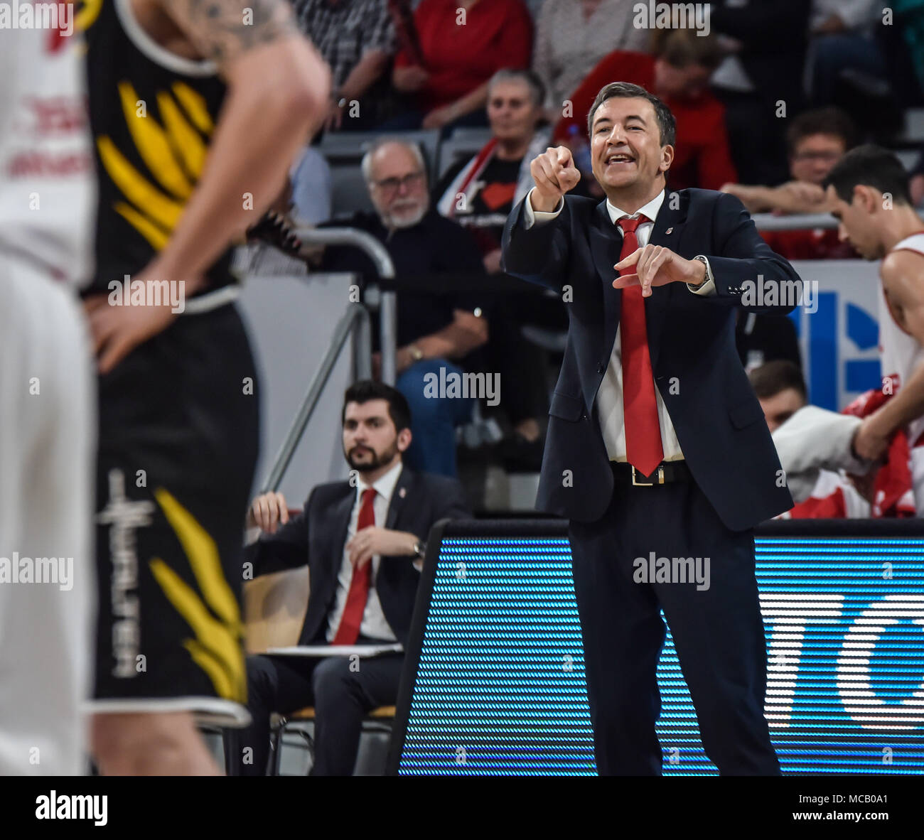 Professional basketball hi-res stock photography and images - Alamy