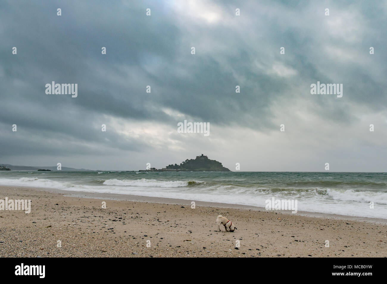 Marazion, Cornwall, UK. 15th April 2018. UK Weather. A mix of rain and ...
