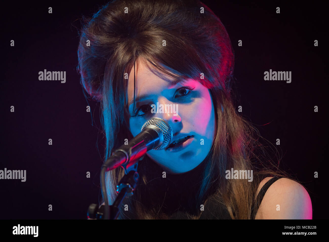 Emily capell musician hi-res stock photography and images - Alamy