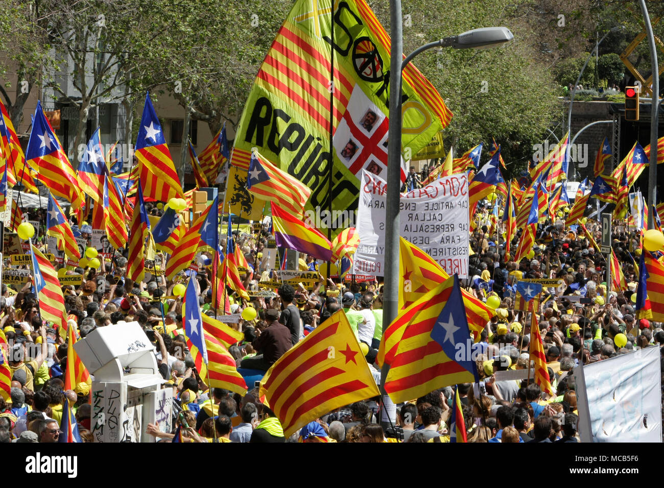 Manifestacion world hi-res stock photography and images - Alamy