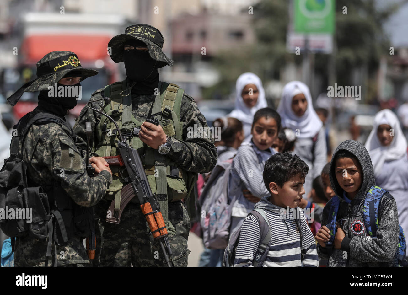 School children palestine military hi-res stock photography and images ...