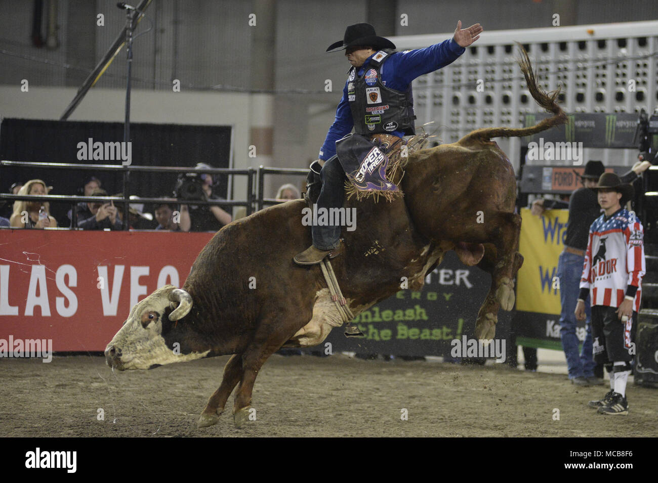 Professional Bull Riders High Resolution Stock Photography and Images ...