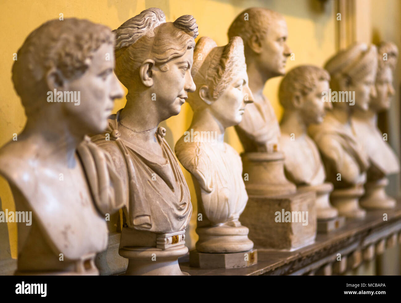 Roman with busts statue hi-res stock photography and images - Alamy