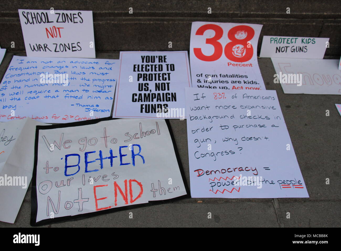 Anti regulation of guns hi-res stock photography and images - Alamy