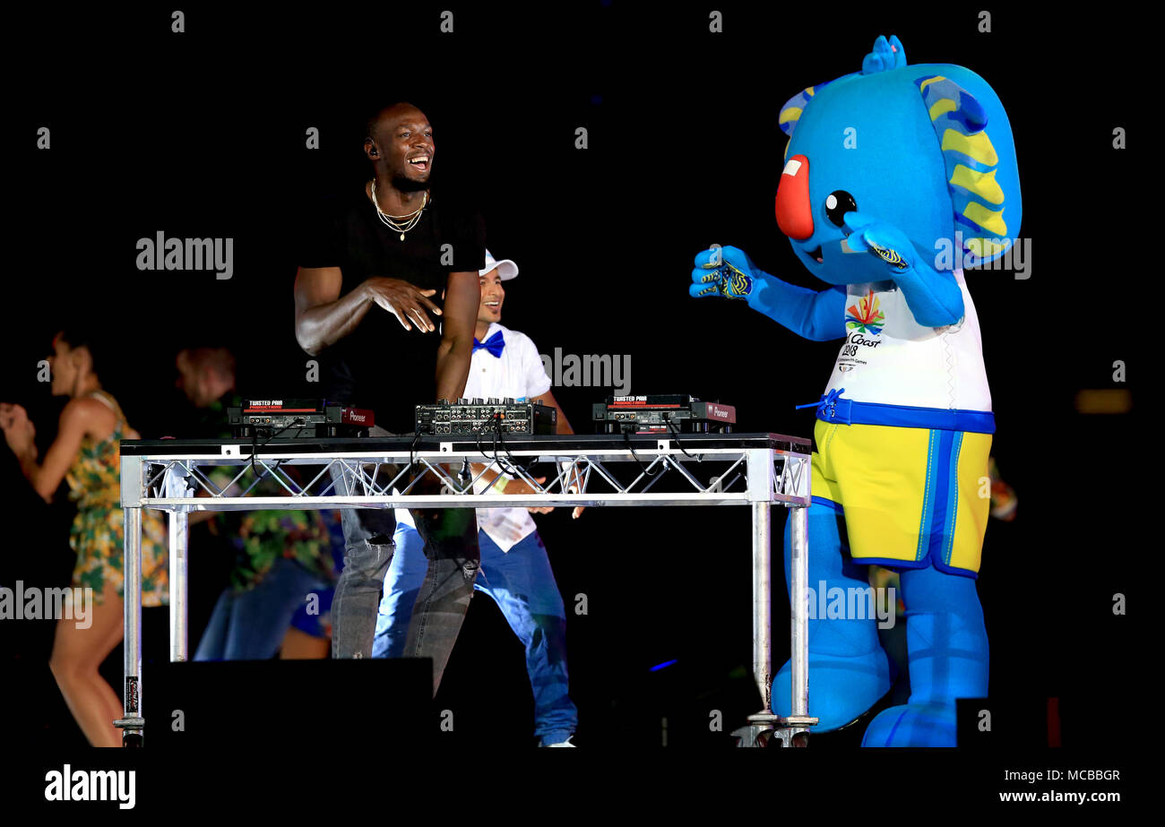 Usain Bolt and Commonwealth Games mascot Borobi the blue koala on stage ...