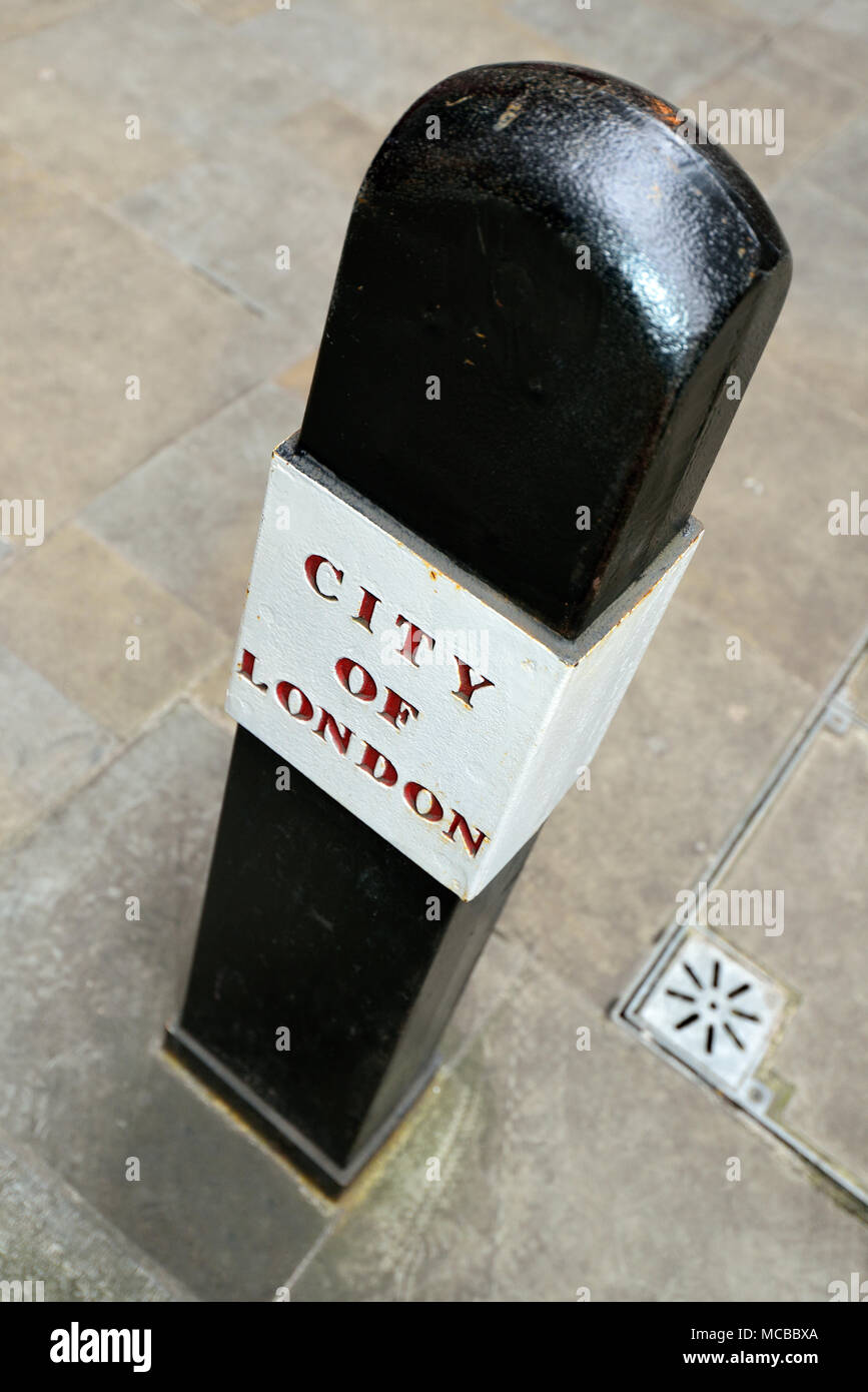 City Of London Bollard Stock Photos & City Of London Bollard Stock ...