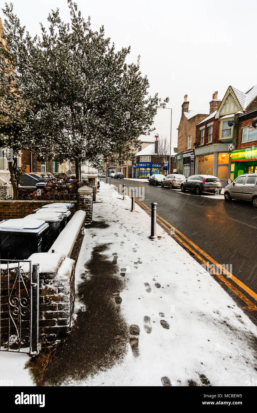 Cleared pavement hi-res stock photography and images - Alamy