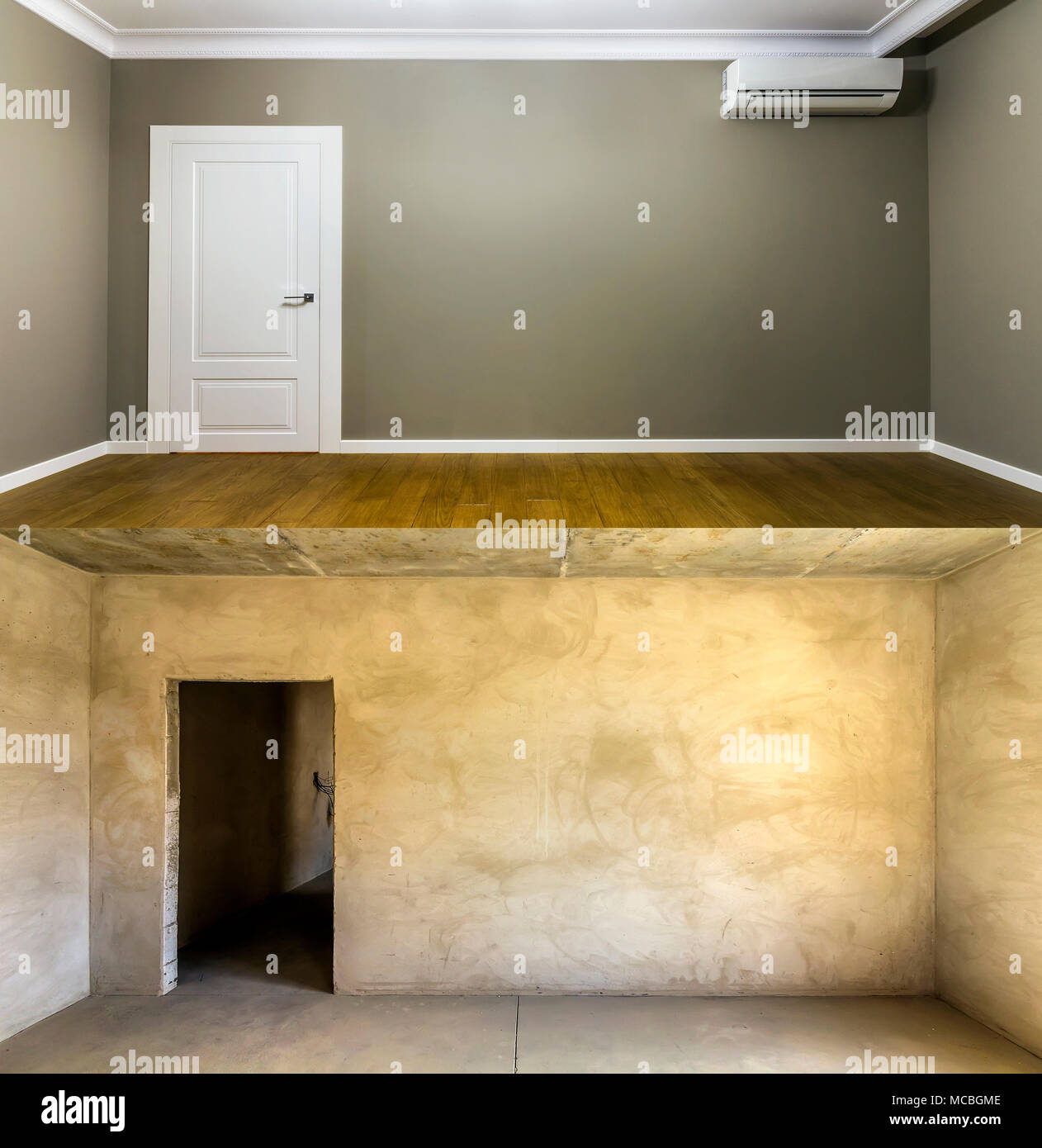 Comparison of a room in an apartment before and after renovation. New ...