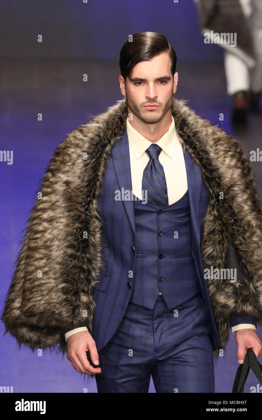 Art Hearts Fashion LA Fashion Week - Danny Nguyen - Catwalk at The ...