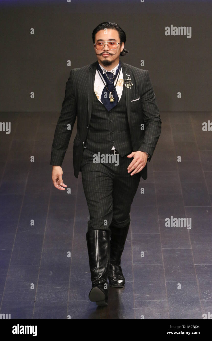 Art Hearts Fashion LA Fashion Week - Danny Nguyen - Catwalk at The ...