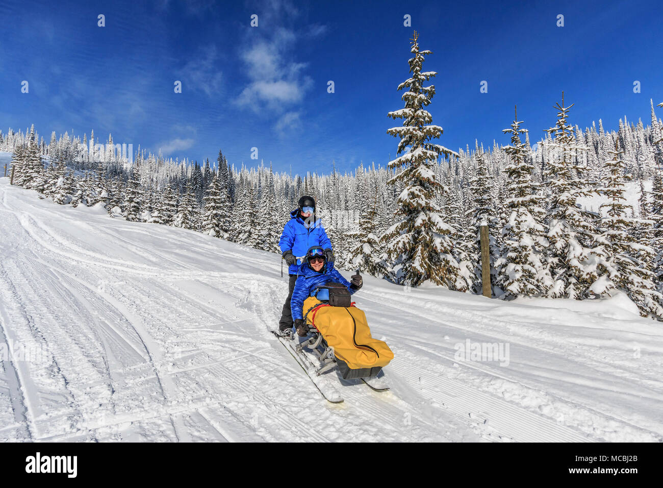 Riding in a limo hi-res stock photography and images - Alamy
