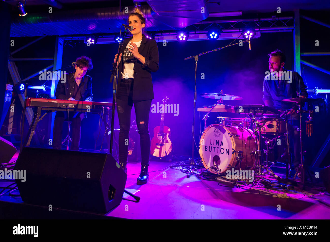 The Swiss singer and songwriter Lina Button live in the Schüür Lucerne ...