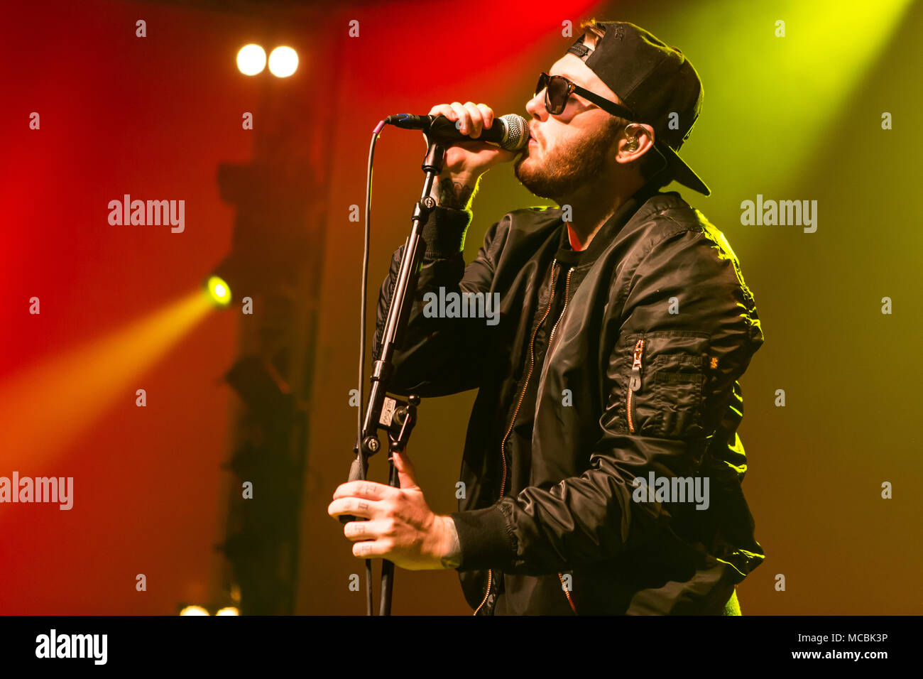 British singer and musician hi-res stock photography and images - Alamy