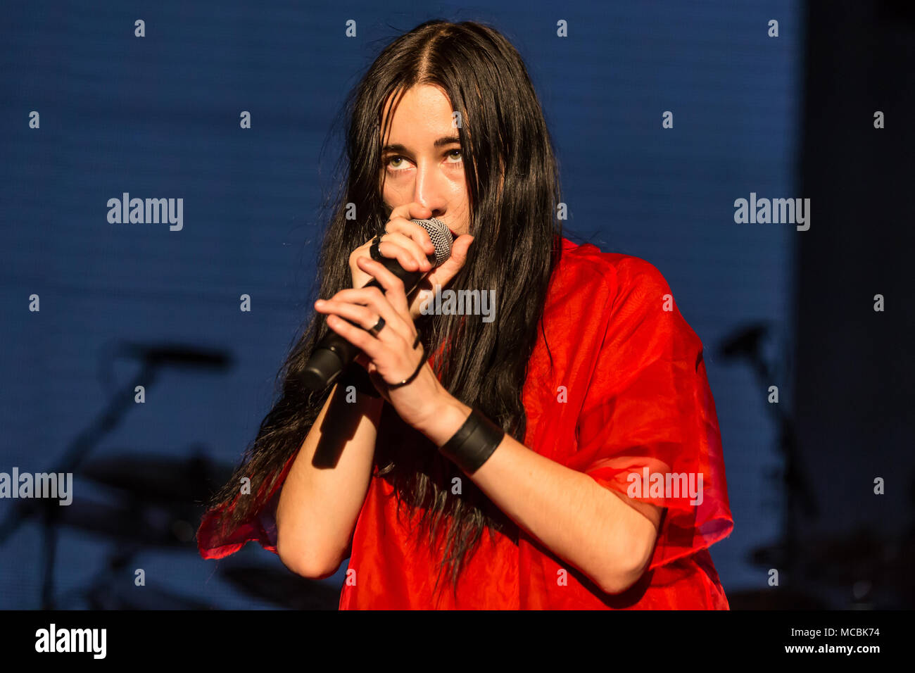 Female music producer hi-res stock photography and images - Alamy