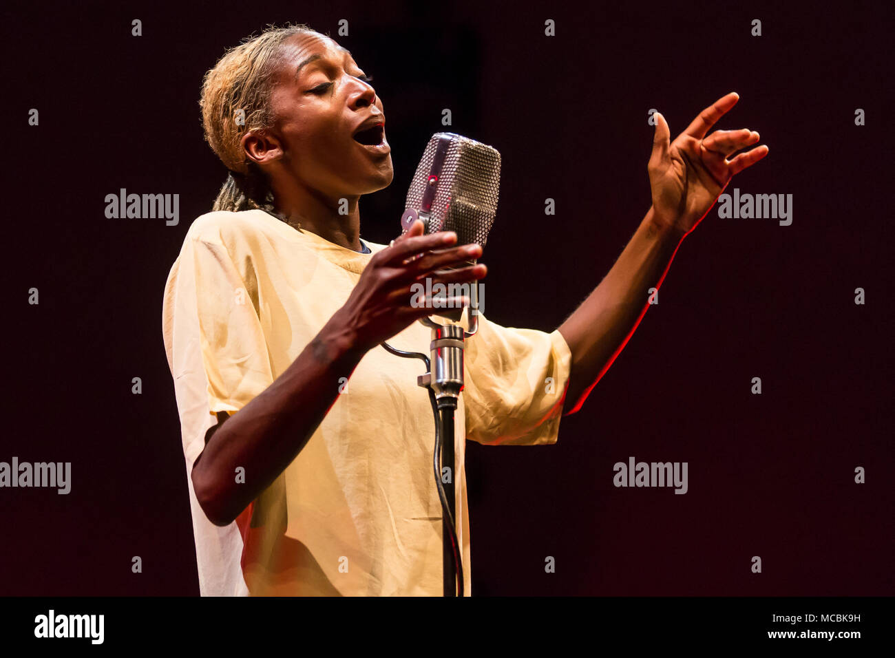 The British singer and songwriter Ala. ni live at the Blue Balls ...