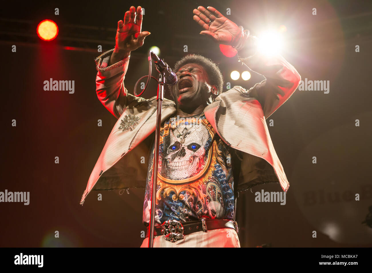 Charles singer hi-res stock photography and images - Alamy