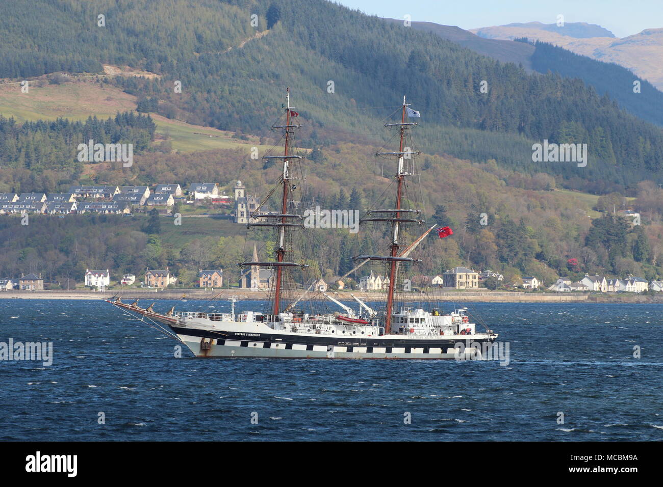 Square rigged ships hi-res stock photography and images - Alamy