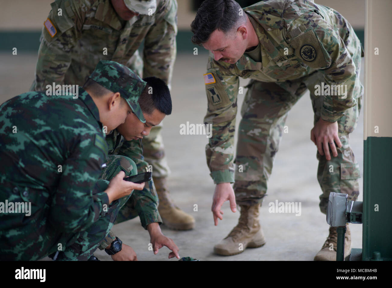 Radiation detector hi-res stock photography and images - Alamy