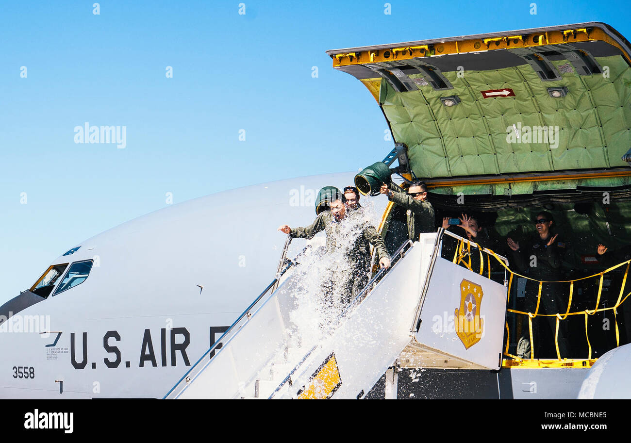 Senior Master Sgt. Oz Castro, 336th Aerial Refueling Squadron boom ...