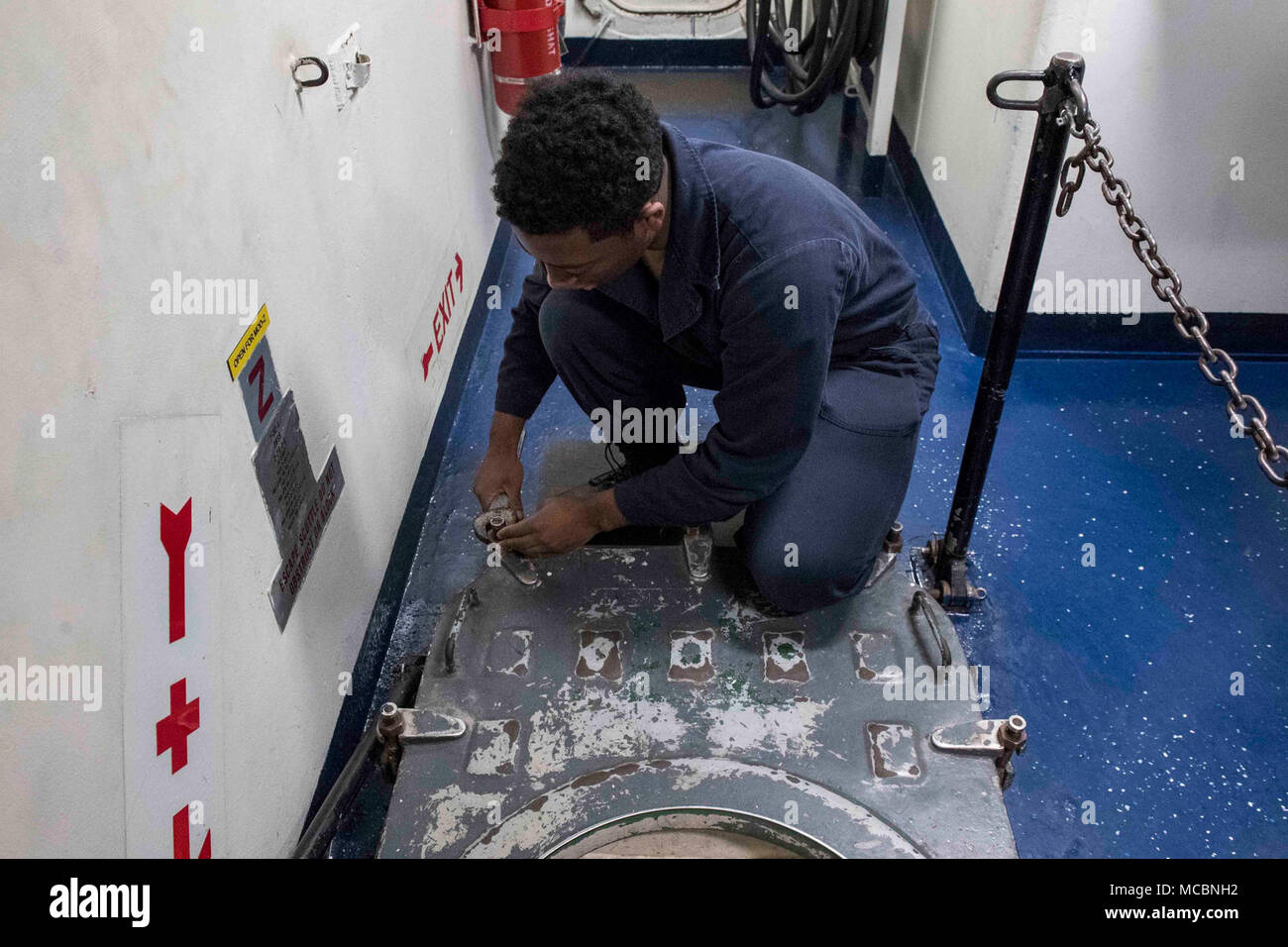 Hatch exercises hi-res stock photography and images - Alamy