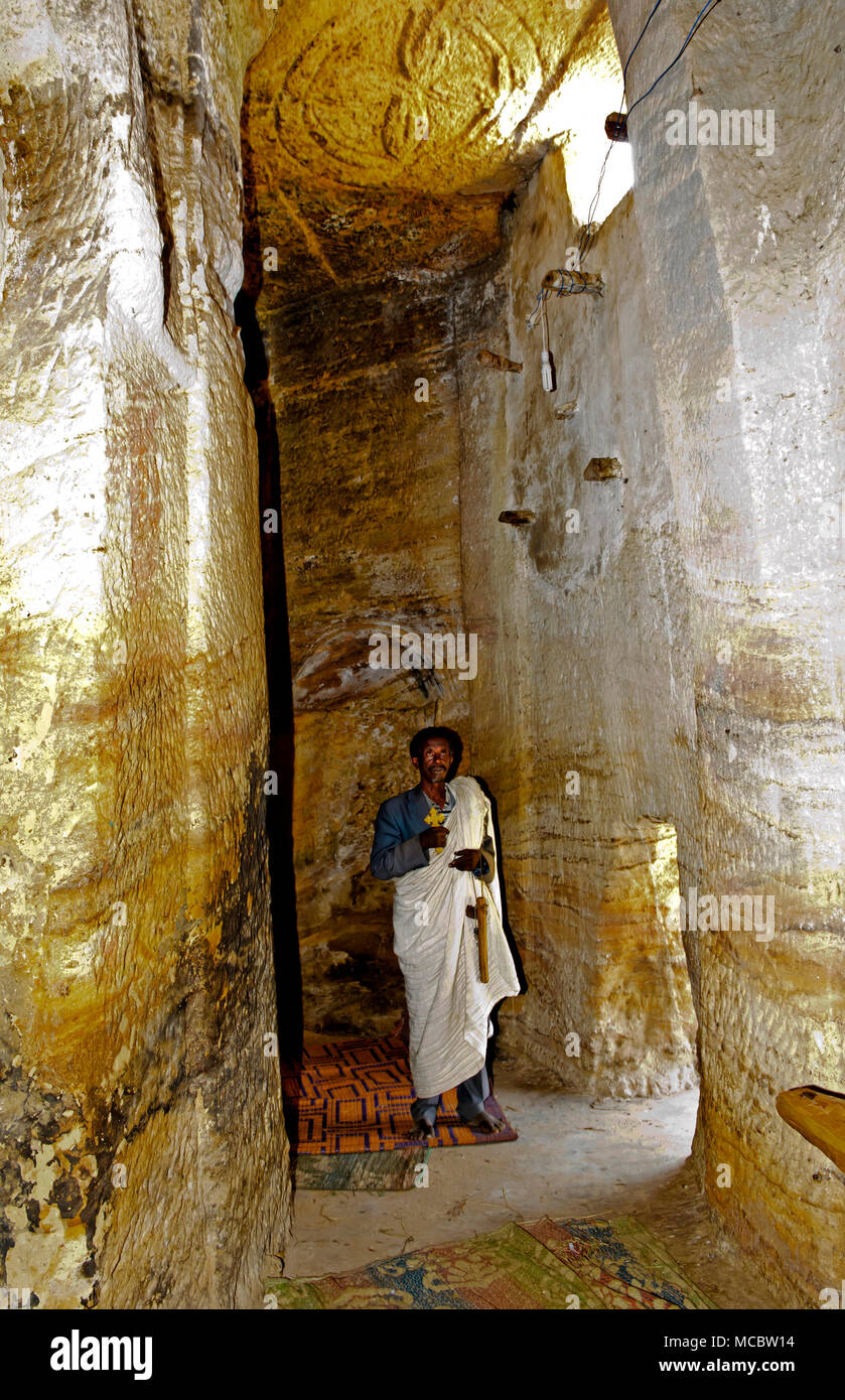Ethiopian orthodox tewahedo church hi-res stock photography and images ...