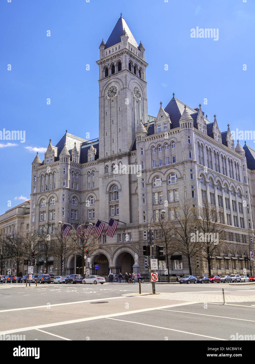 Trump tower clock hi-res stock photography and images - Alamy