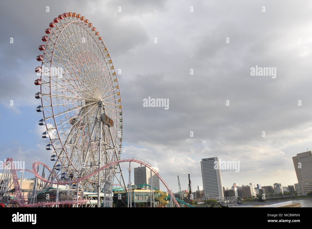 Cosmo Clock 21, Yokohama, Japan Stock Photo - Alamy