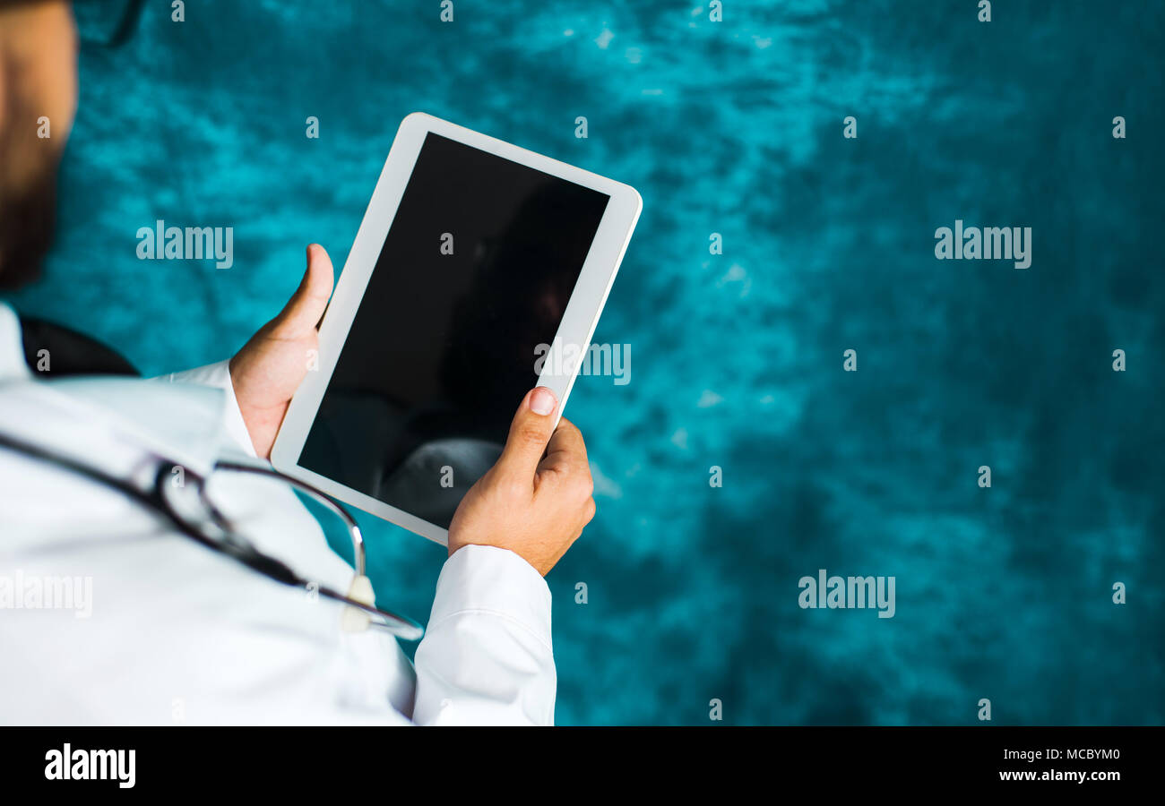 Doctor device hi-res stock photography and images - Alamy
