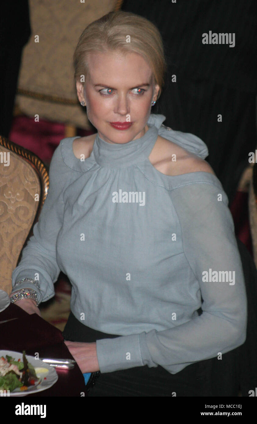 Nicole kidman 2006 hi-res stock photography and images - Alamy