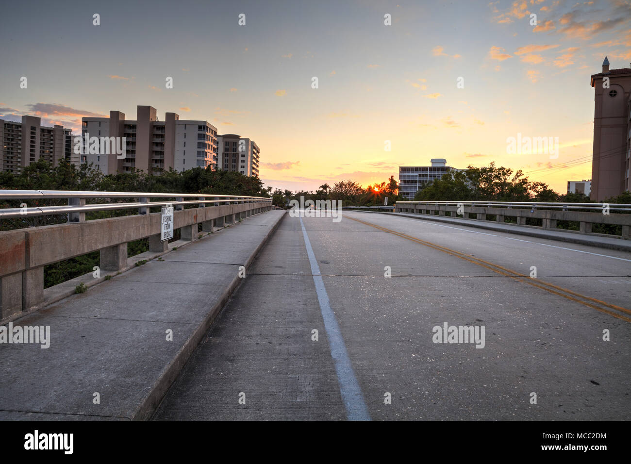Delnor wiggins pass state park hi-res stock photography and images - Alamy