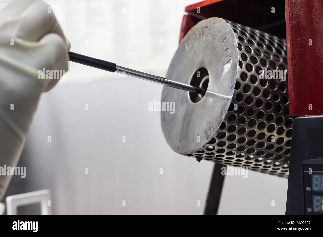 Inoculating loop hi-res stock photography and images - Alamy