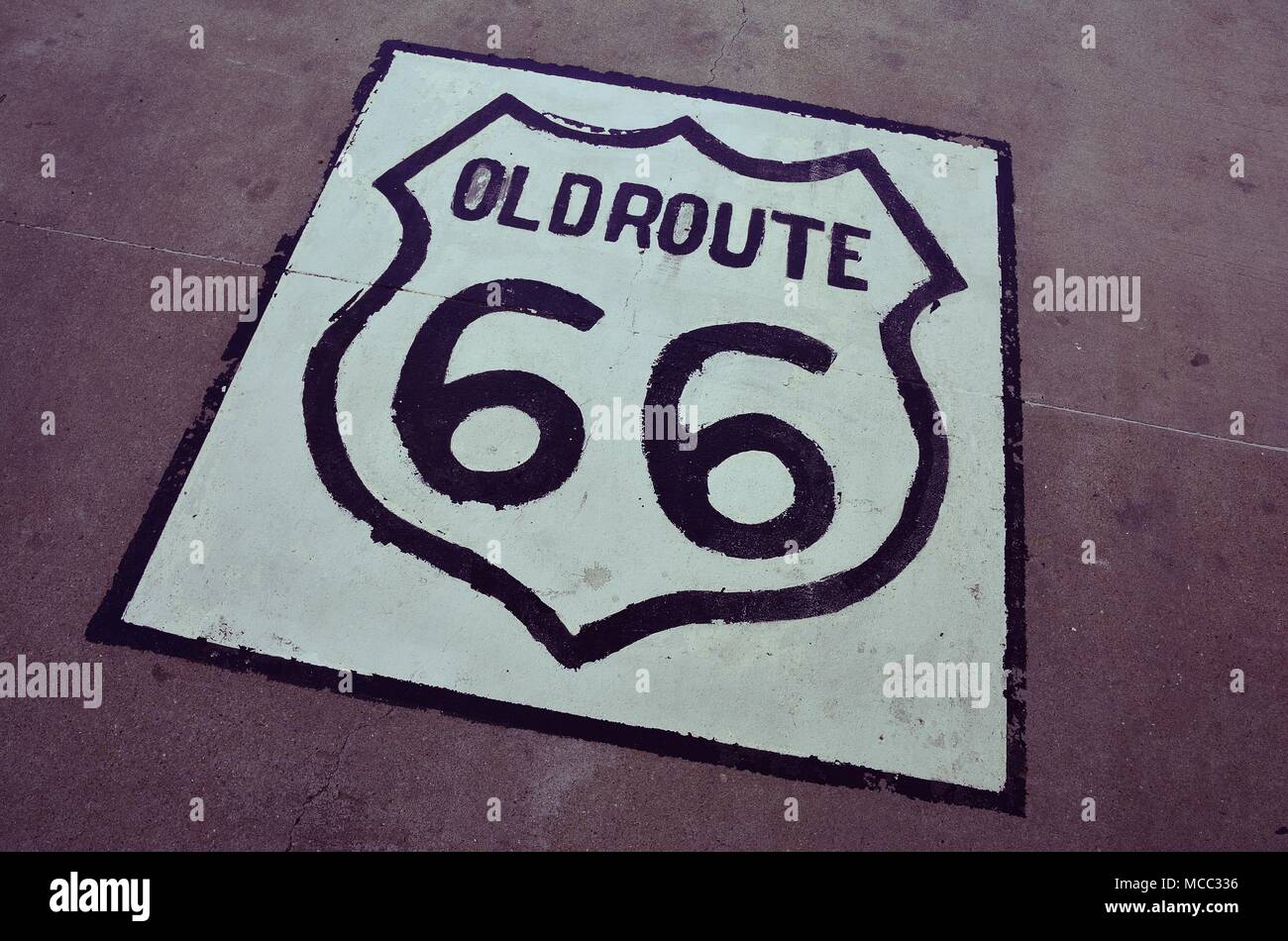 Historic old Route 66 sign. US 66 Stock Photo - Alamy