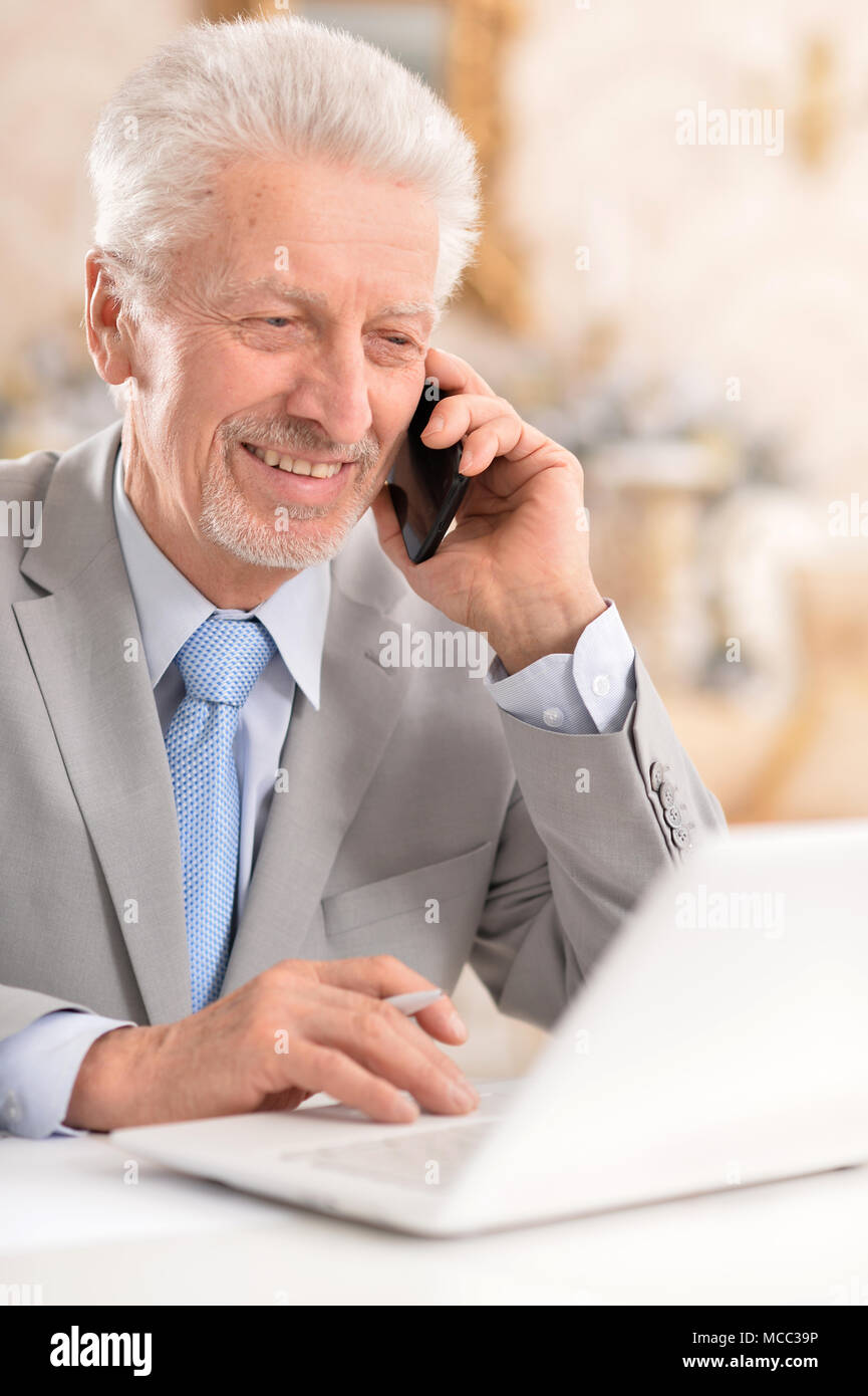 elderly man with phone Stock Photo - Alamy